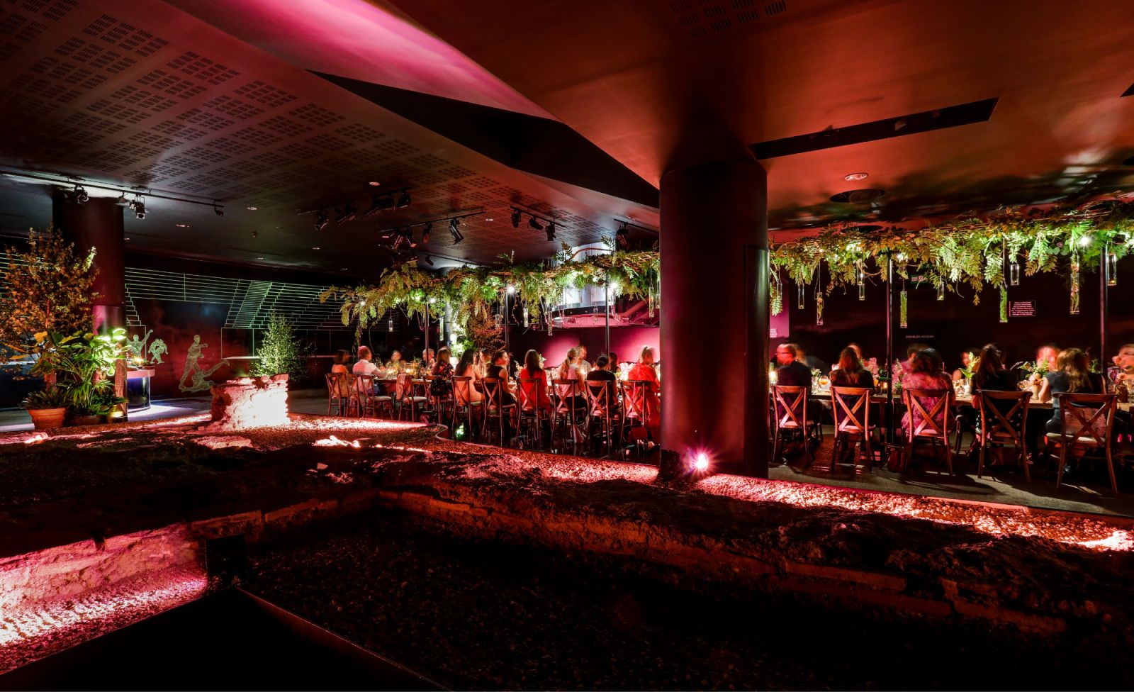 Roman Amphitheatre & Undercroft Gallery | Guildhall